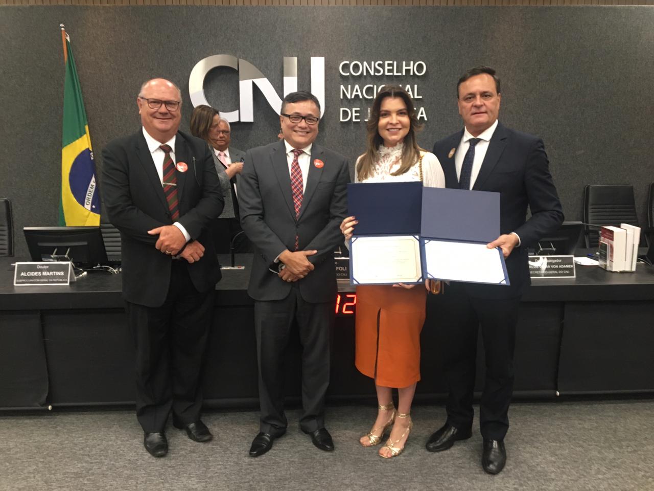 Tribunal de Justiça de Goiás - TJGO recebe duas premiações do CNJ no ...