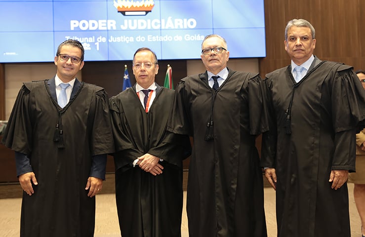 Tribunal de Justiça de Goiás - Posse: presidente do TJGO empossa três ...