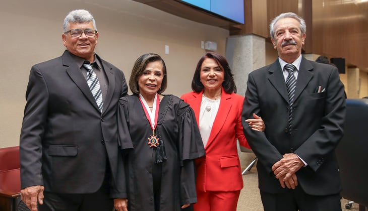 Tribunal de Justiça do Estado de Goiás - Presidente do TJGO empossa os ...