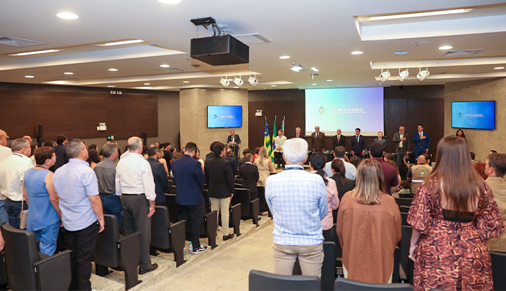 Tribunal de Justiça de Goiás - Leandro Crispim prestigia posse da nova ...